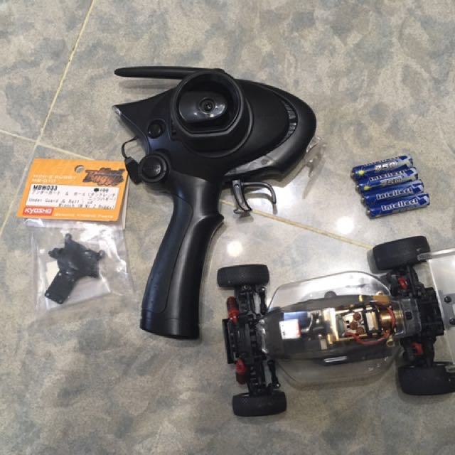 Kyosho mini-z inferno mp9 buggy 連 kt18控, 興趣及遊戲, 玩具 & 遊戲類 - Carousell