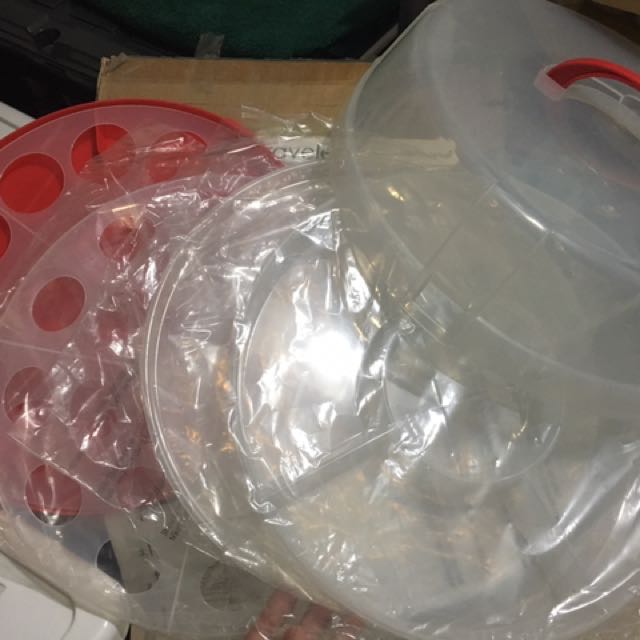 Portable Dessert Caddy, Furniture & Home Living, Kitchenware ...