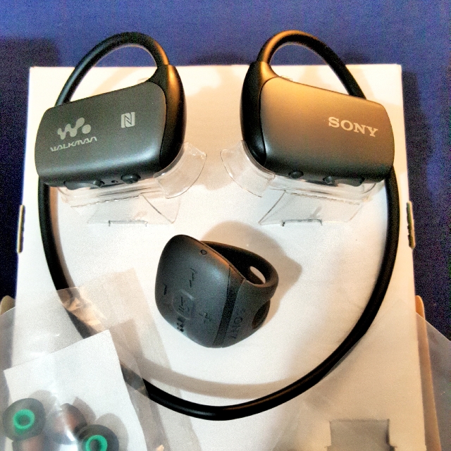 Sony WS615 Wireless Headphone/Walkman, Audio, Headphones & Headsets on ...