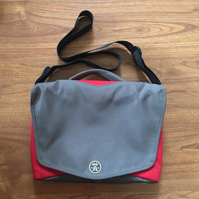 Crumpler 13 inch Laptop Bag, Computers & Tech, Parts & Accessories ...