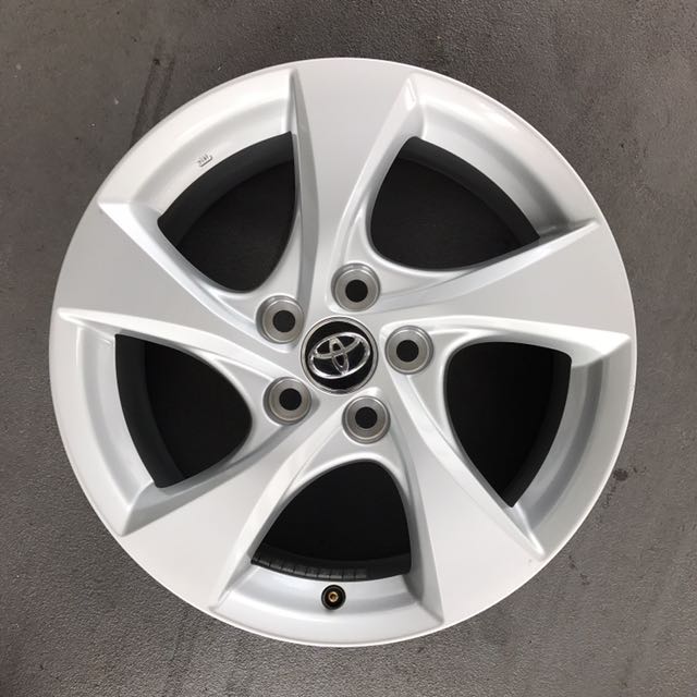Used 17" Original Toyota CHR Rims, Car Accessories on Carousell
