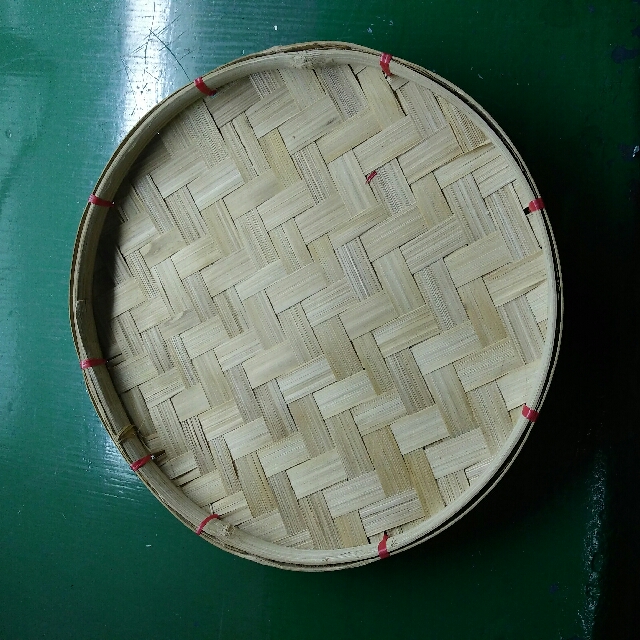 Bilao(small), Kitchen & Appliances on Carousell