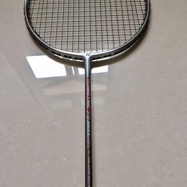 Yonex Badminton Racket Isometric 75 MFLT, Sports Equipment, Sports ...