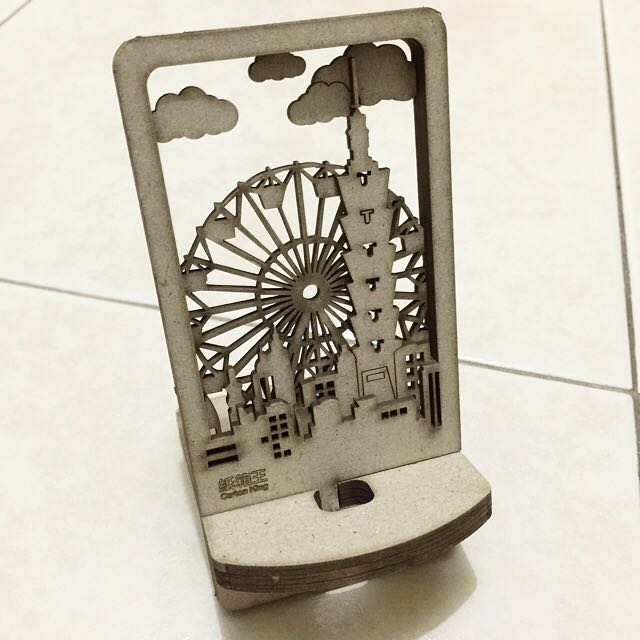 [Mini] Taiwan carton king handphone stand (3 designs), Mobile Phones ...