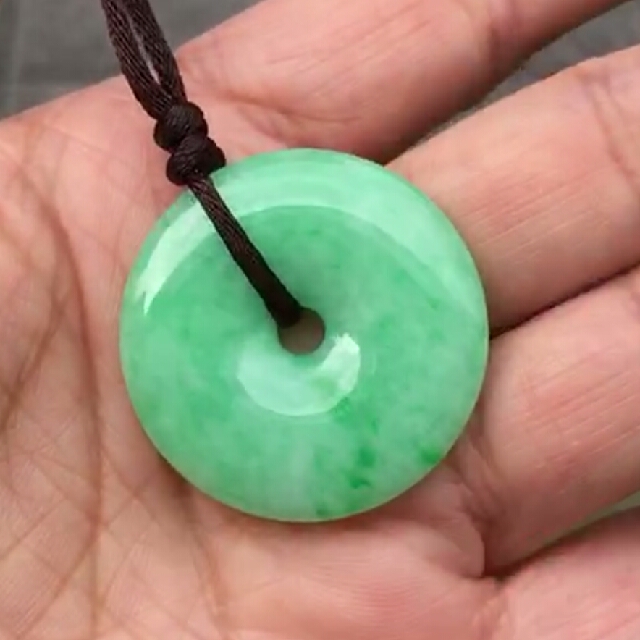 rare color jadeite donut jade green jade, Women's Fashion, Jewelry ...