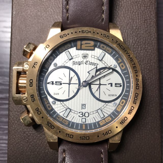 Angel Clover Watch, 名牌, 手錶 - Carousell