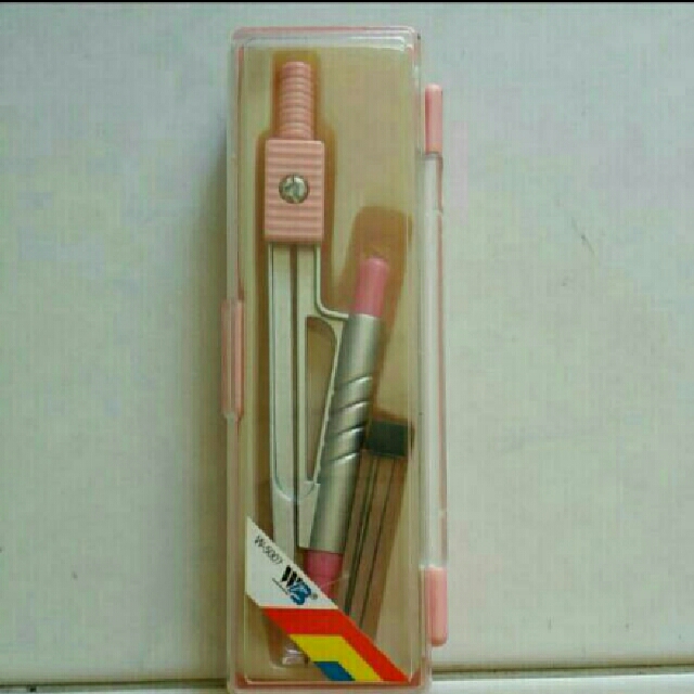 Maths Compass Set Tags: Maths Instruments set, Mathematics instrument ...
