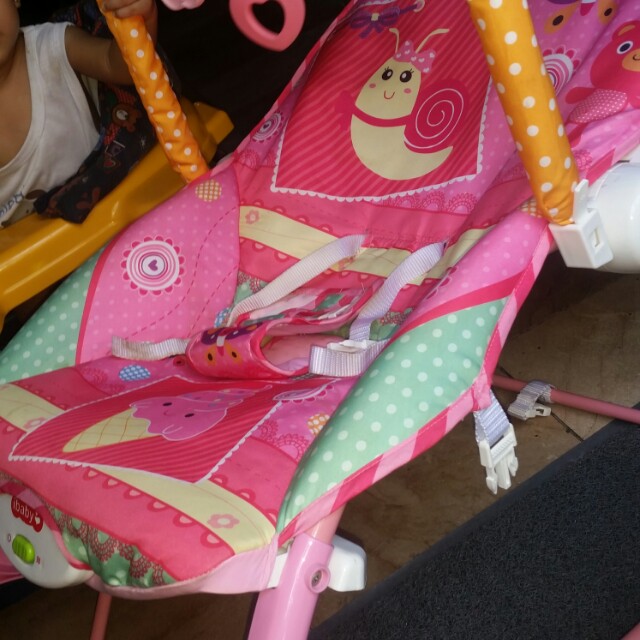 Baby rocker, Babies & Kids, Going Out, Carriers & Slings on Carousell
