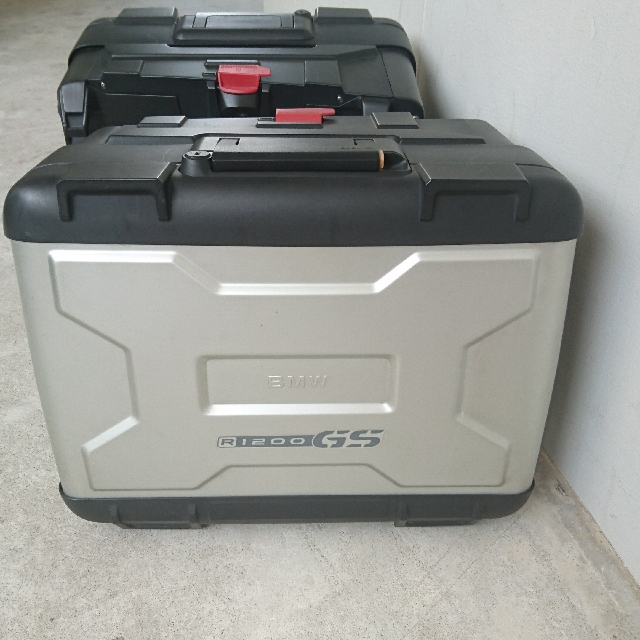 Bmw R1200GS vario side case., Motorcycles, Motorcycle Accessories on ...