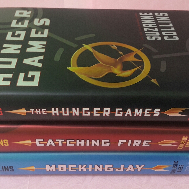 Hunger Games Set HARDBOUND, Hobbies & Toys, Books & Magazines, Fiction ...