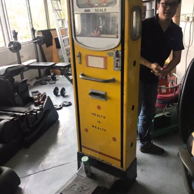 Scale machine, Looking For on Carousell
