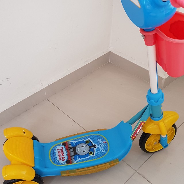Thomas and friend scooter, Hobbies & Toys, Toys & Games on Carousell