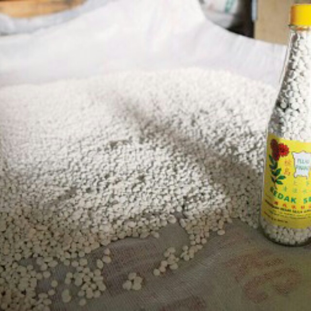 Cool Face Powder (Bedak Sejuk), Health & Nutrition, Health Supplements ...