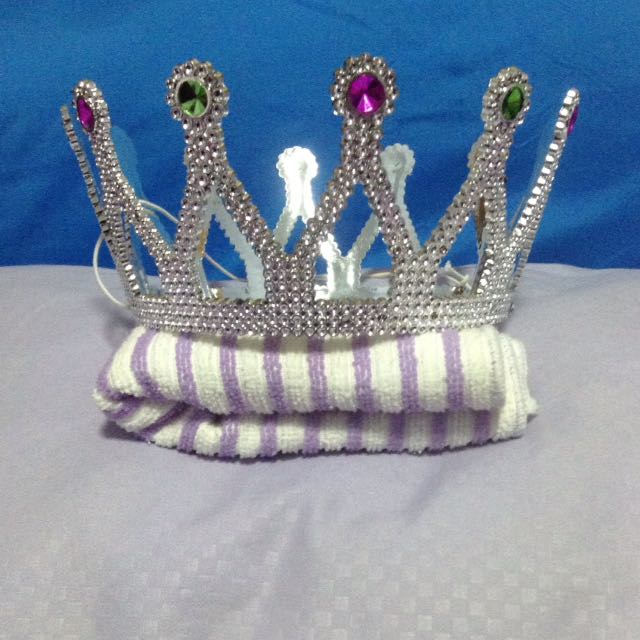 Party crown, Babies & Kids, Babies & Kids Fashion on Carousell