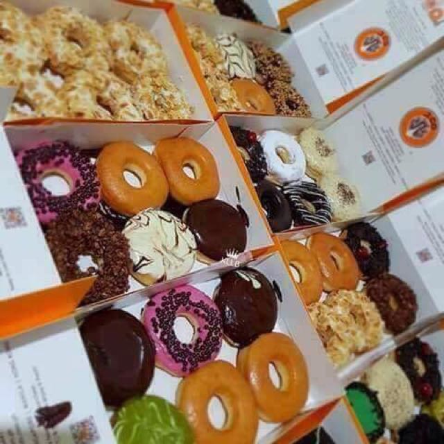 Jco donuts half dozen, Food & Drinks, Chilled & Frozen Food on Carousell