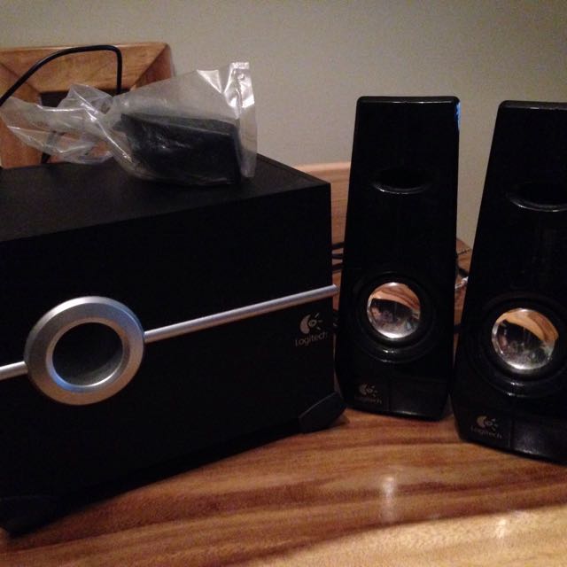 Logitech Audio Speaker set, Audio, Soundbars, Speakers & Amplifiers on ...