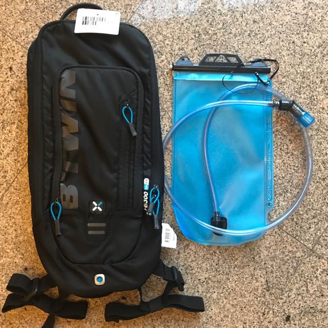 B'TWIN HB 300 Hydration Back Pack, Sports Equipment, Sports & Games ...