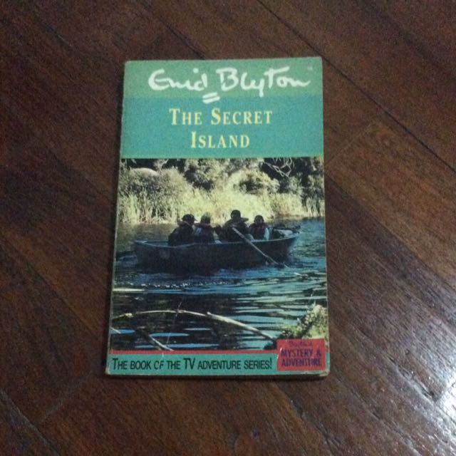 Enid Blyton, The Secret Island, Book 1, Books & Stationery, Fiction on ...