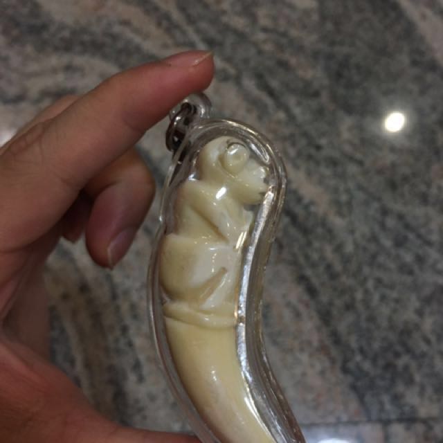 LP Anan Phaya Wanon (Monkey Tooth), Hobbies & Toys, Memorabilia ...