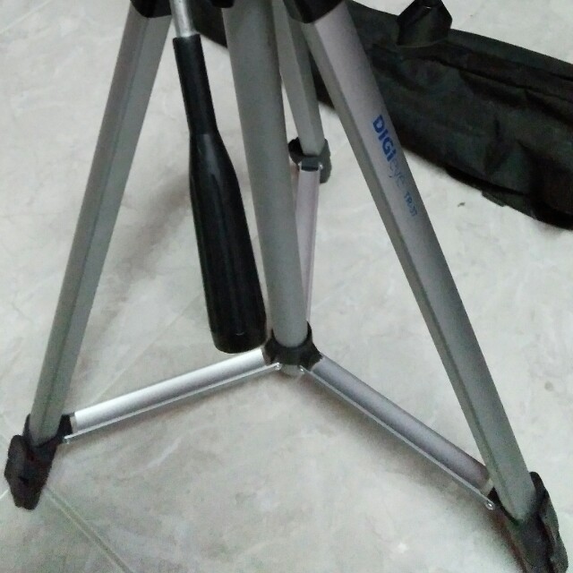 Basic Tripod, Photography, Photography Accessories, Tripods & Monopods ...