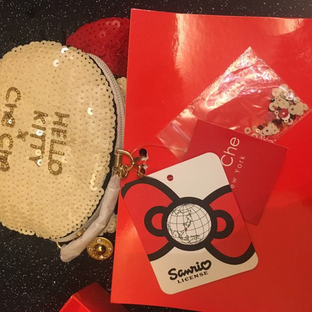Che Che New York x hello kitty, Women's Fashion, Bags & Wallets ...