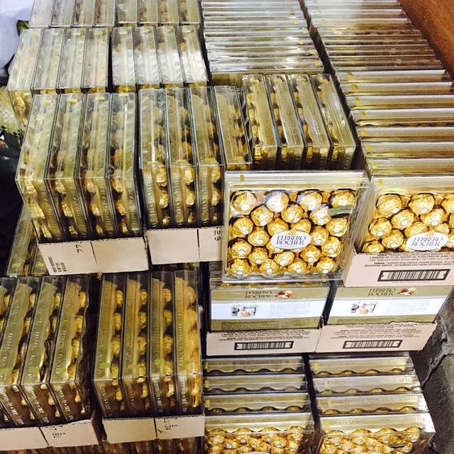 Ferrero Rocher (24pcs/pack), Food & Drinks, Gift Baskets & Hampers on ...