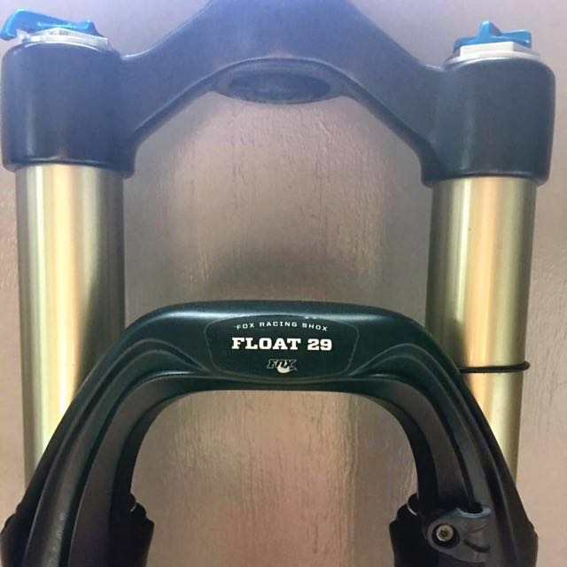 FOX fork evolution 29, Sports Equipment, Bicycles & Parts, Bicycles on ...