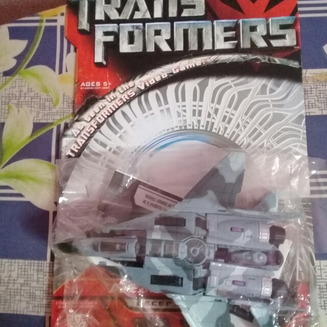 Transformers Overcast #CarousellBelanja, Hobbies & Toys, Collectibles & Memorabilia, Fan ...