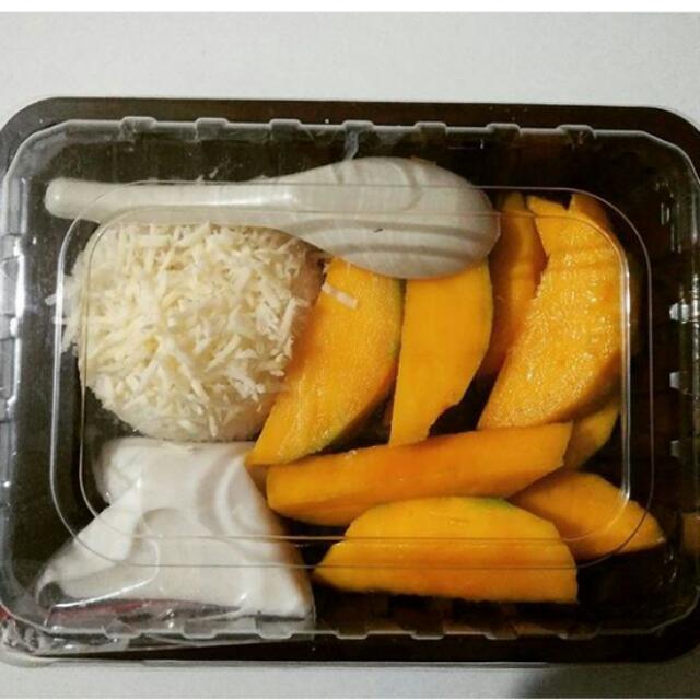 Ketan Mangga/mango Sticky Rice, Makanan & Minuman, Kue-kue di Carousell