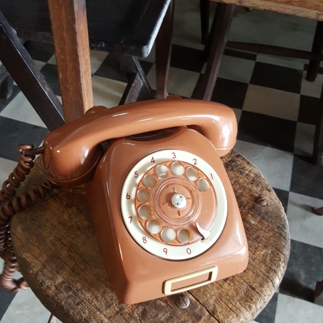 Retro Telephone, Furniture & Home Living, Home Decor, Vases ...