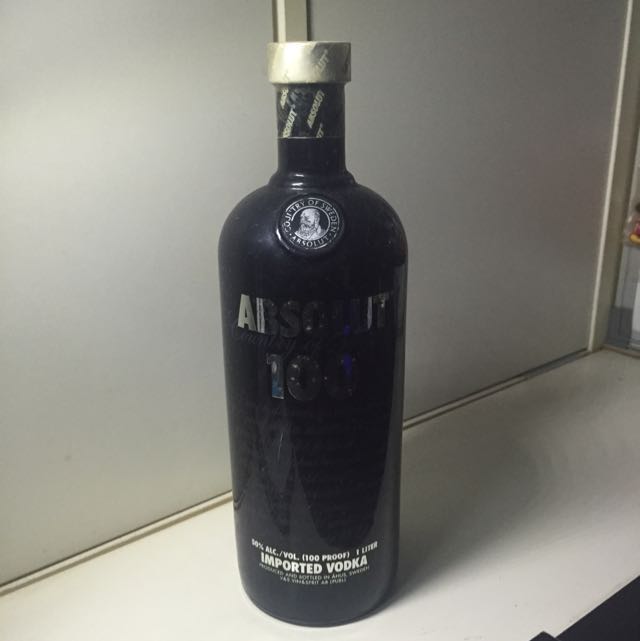 Vodka Absolut 1 Liter Never Open Before, Food & Drinks, Alcoholic ...