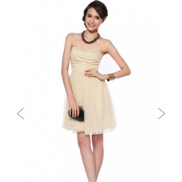 BNWT Love Bonito Daniela Bridesmaid Dress, Women's Fashion, Tops ...