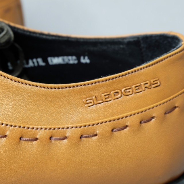 Sledger shoes, Luxury, Apparel on Carousell