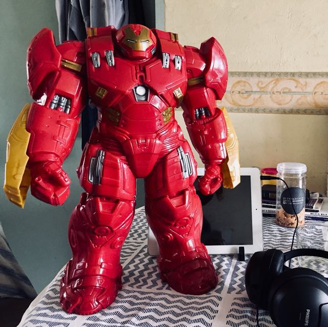 HULK BUSTER SUIT TITAN SERIES, Hobbies & Toys, Toys & Games on Carousell