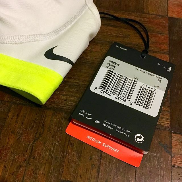 Nike Pro Fierce Training Bra, Women's Fashion, Activewear on Carousell