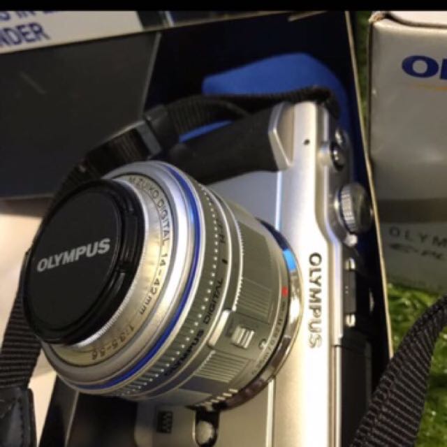 Olympus EPL-1 (Pen 1), Photography, Cameras on Carousell