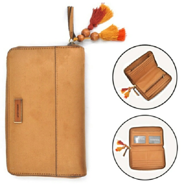 Authentic "Parfois wallet", Women's Fashion, Bags & Wallets, Wallets ...