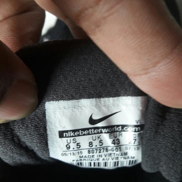 nike windflow2, Men's Fashion, Footwear, Sneakers on Carousell