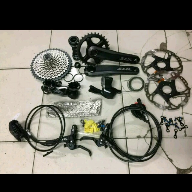 SLX M7000 COMPLETE GROUPSET, Sports Equipment, Bicycles & Parts ...