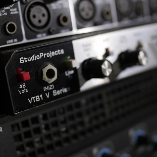 Studio Projects VTB1 tube preamp, Hobbies & Toys, Music & Media, Music ...