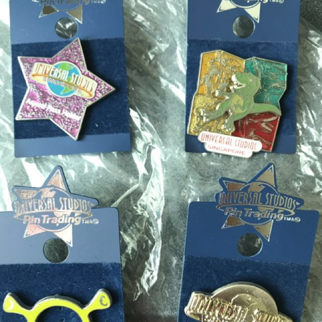 Universal Studio Pin Badge (Singapore), Looking For on Carousell
