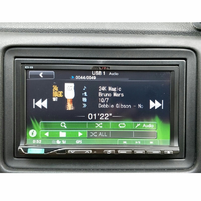 Alpine Head Unit ICS-X8, Car Accessories on Carousell