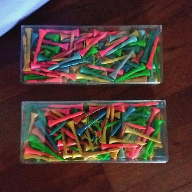 Harrods Logo Golf Tees Boxed Set, Sports Equipment, Sports & Games ...