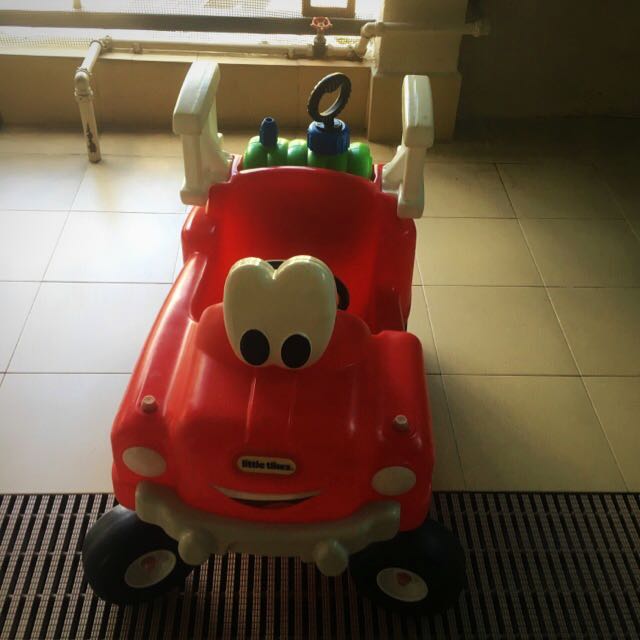 Little Tikes Fire engine, Hobbies & Toys, Toys & Games on Carousell