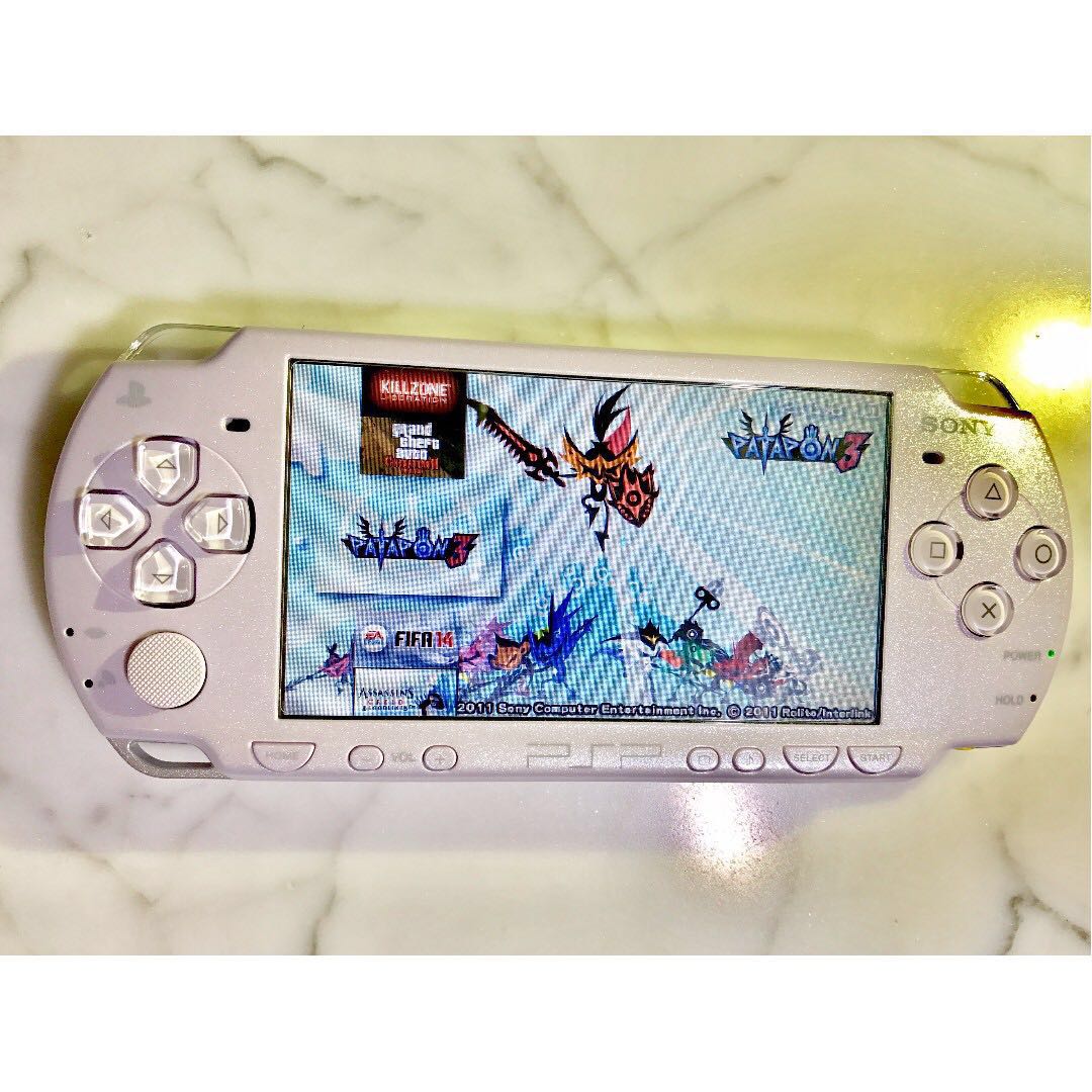 PSP 2000 Slim Lavender Purple (Modded), Video Gaming, Video Game ...