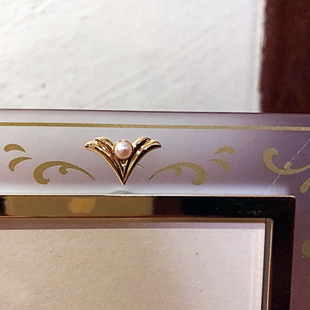 Mikimoto Photo Frame (with Mikimoto pearl), Furniture & Home Living ...