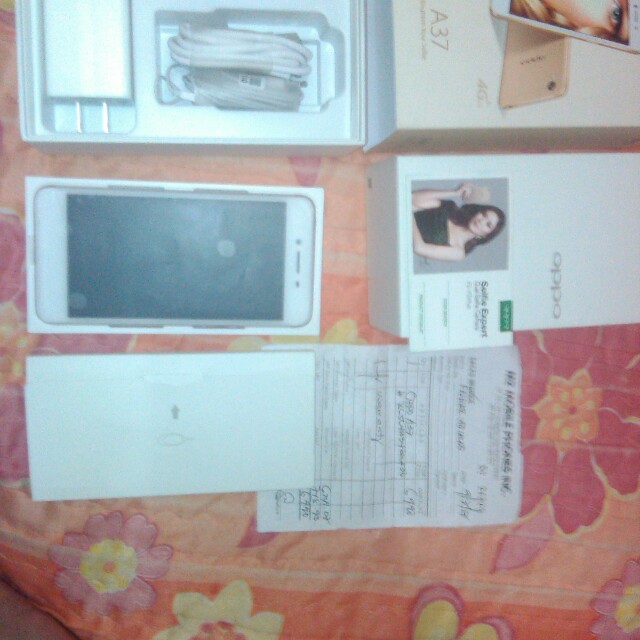 Good as New Oppo A37 Gold Complete w / Receipt, Mobile Phones & Gadgets ...