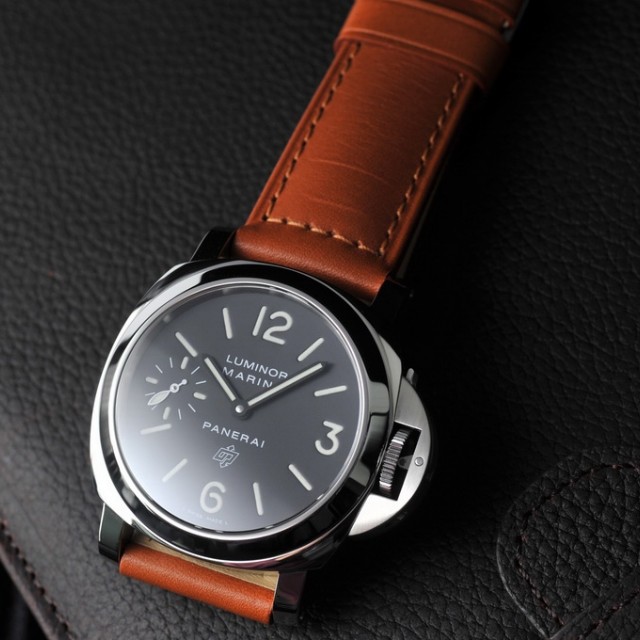 Panerai PAM 005 Logo, Luxury, Watches on Carousell