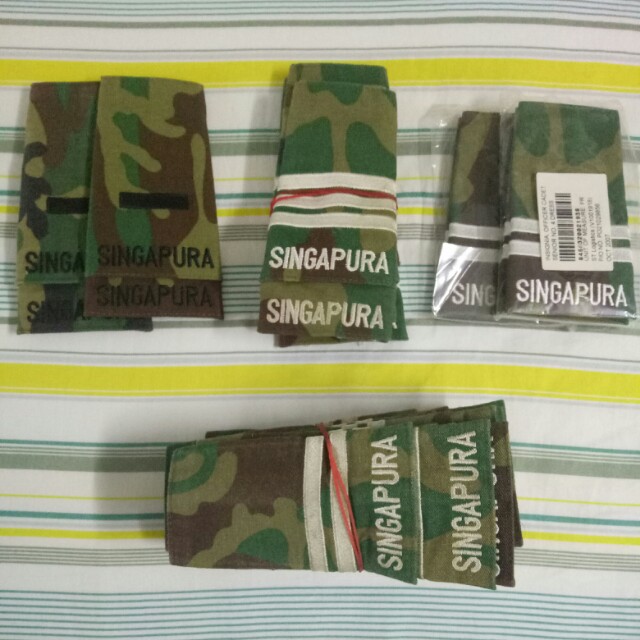 SAF Officer Cadet School Rank Insignia, Hobbies & Toys, Memorabilia ...