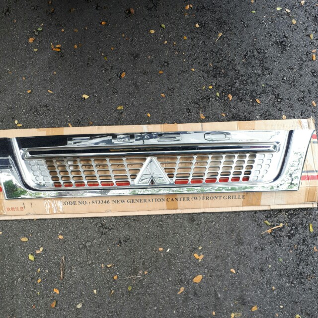 14ft lorry Euro 4 Fuso front grill, Car Accessories on Carousell